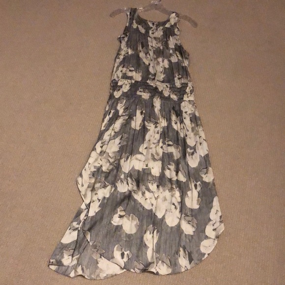Halston Heritage | Dresses | Half Ton Heritage Gray And White Silk ...